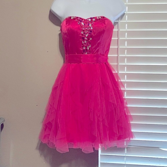 Sequin Hearts | Dresses | Size 3 Sequin Hearts Satin And Tulle Pink ...